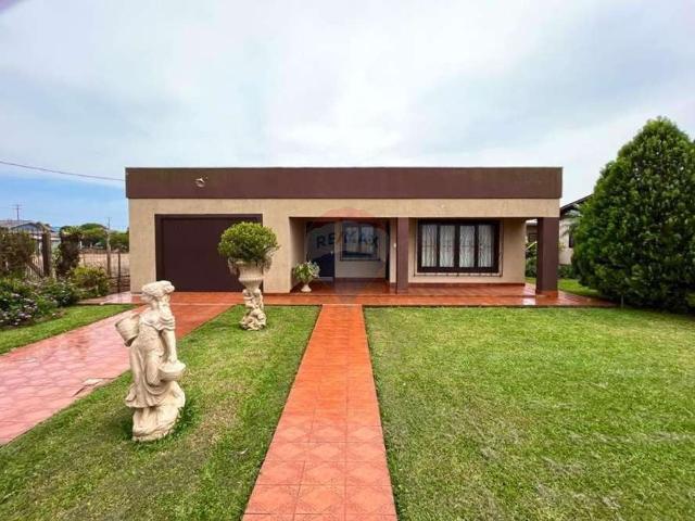 Casa / Sobrado para Venda em Não Me Toque/RS Centro 6 Quartos