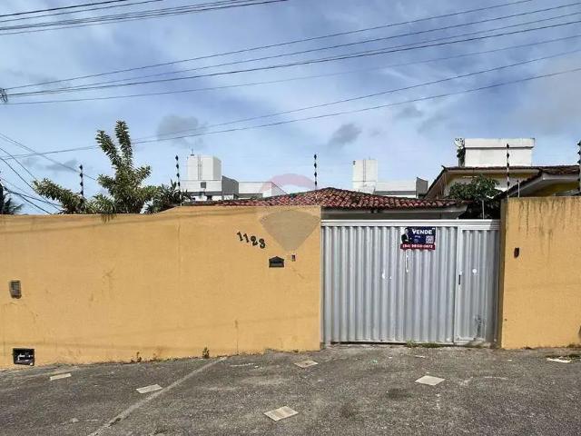 Casa / Sobrado para Venda em Natal/RN Morro Branco 4 Quartos