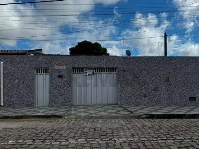 Casa / Sobrado para Venda em Natal/RN Nossa Senhora da Apresentação 2 Quartos