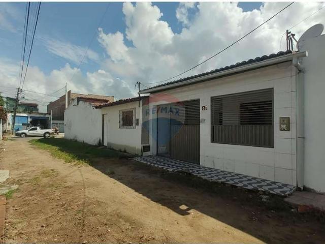 Casa / Sobrado para Venda em Natal/RN Nossa Senhora da Apresentação 2 Quartos