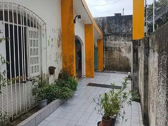 Casa / Sobrado para Venda em Natal/RN Nova Descoberta 3 Quartos
