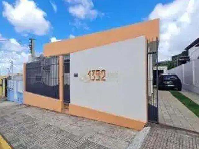 Casa / Sobrado para Venda em Natal/RN Alecrim 3 Quartos