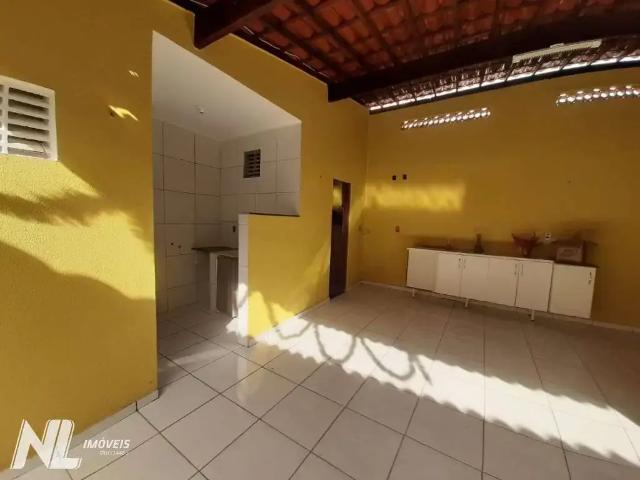 Casa / Sobrado para Venda em Natal/RN Alecrim 4 Quartos