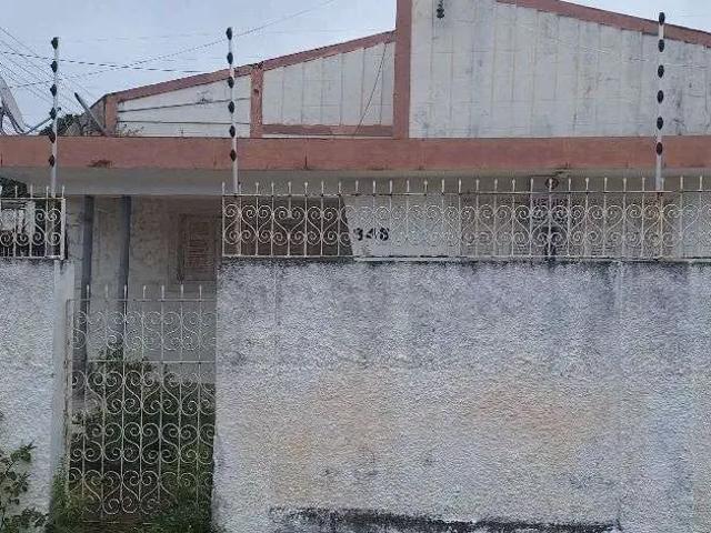 Casa / Sobrado para Venda em Natal/RN Barro Vermelho 3 Quartos