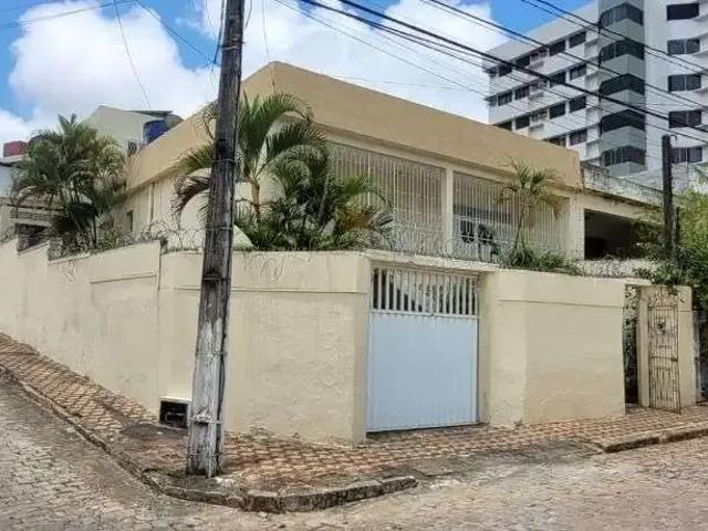 Casa / Sobrado para Venda em Natal/RN Barro Vermelho 5 Quartos