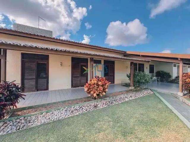 Casa / Sobrado para Venda em Natal/RN Candelária 3 Quartos