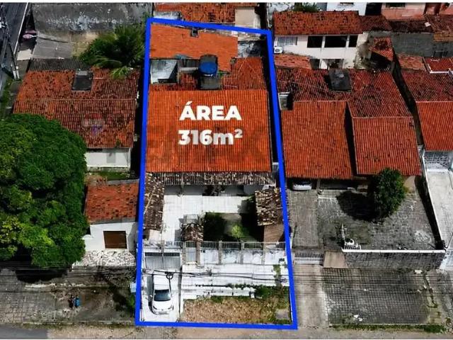 Casa / Sobrado para Venda em Natal/RN Candelária 2 Quartos