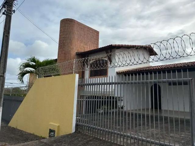 Casa / Sobrado para Venda em Natal/RN Candelária 4 Quartos