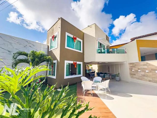 Casa / Sobrado para Venda em Natal/RN Candelária 5 Quartos