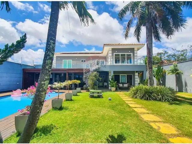 Casa / Sobrado para Venda em Natal/RN Candelária 8 Quartos