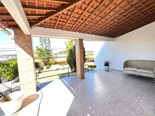Casa / Sobrado para Venda em Natal/RN Capim Macio 4 Quartos