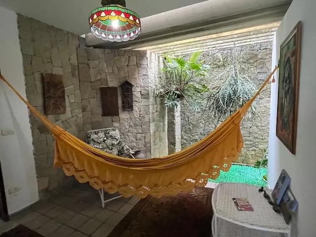 Casa / Sobrado para Venda em Natal/RN Capim Macio 4 Quartos