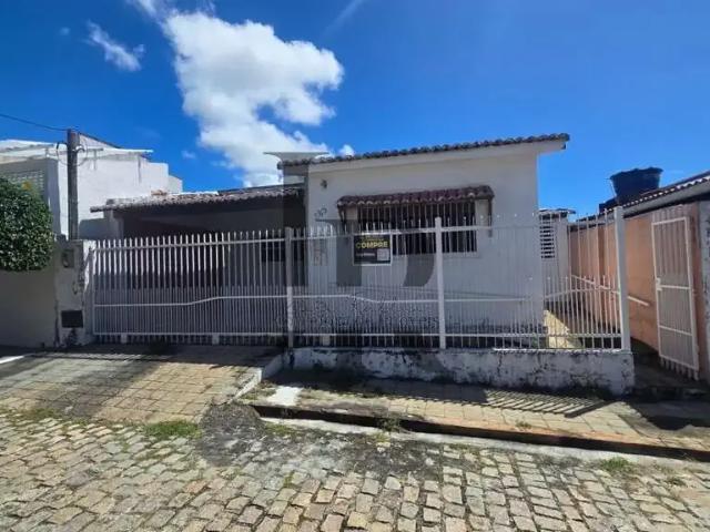 Casa / Sobrado para Venda em Natal/RN Capim Macio 4 Quartos