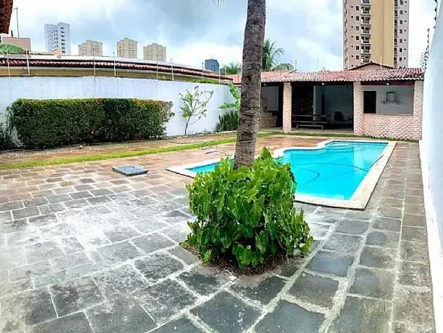 Casa / Sobrado para Venda em Natal/RN Capim Macio 4 Quartos