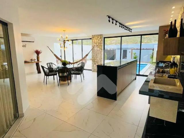 Casa / Sobrado para Venda em Natal/RN Capim Macio 5 Quartos