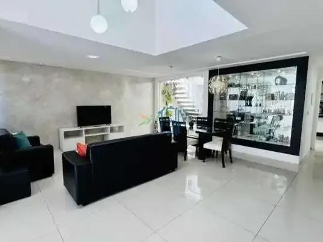 Casa / Sobrado para Venda em Natal/RN Capim Macio 5 Quartos