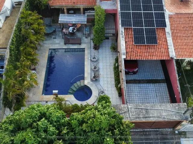 Casa / Sobrado para Venda em Natal/RN Capim Macio 6 Quartos