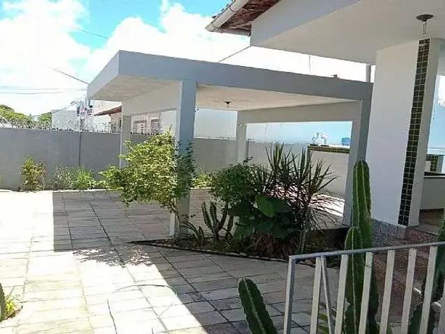 Casa / Sobrado para Venda em Natal/RN Capim Macio 6 Quartos