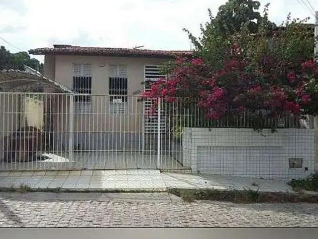 Casa / Sobrado para Venda em Natal/RN Lagoa Nova 3 Quartos