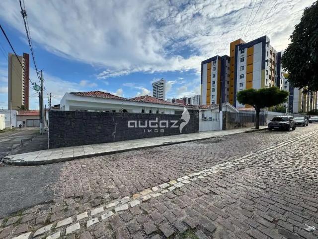 Casa / Sobrado para Venda em Natal/RN Lagoa Nova 3 Quartos