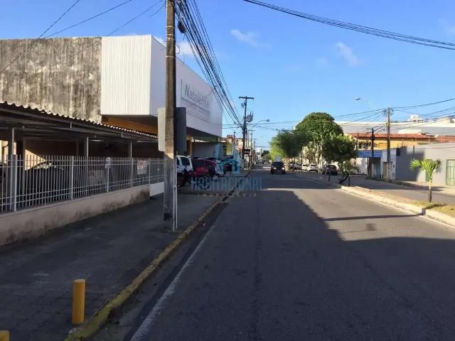 Casa / Sobrado para Venda em Natal/RN Lagoa Nova 4 Quartos