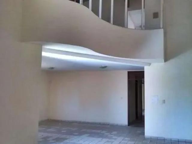 Casa / Sobrado para Venda em Natal/RN Lagoa Nova 4 Quartos