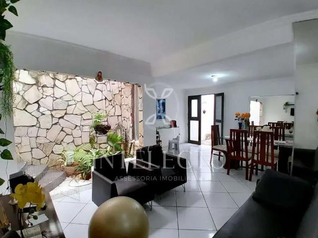 Casa / Sobrado para Venda em Natal/RN Lagoa Nova 4 Quartos