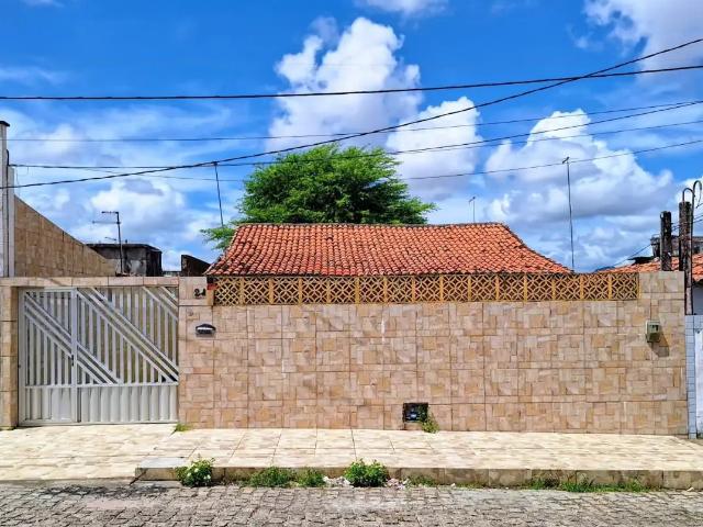 Casa / Sobrado para Venda em Natal/RN Lagoa Azul 2 Quartos