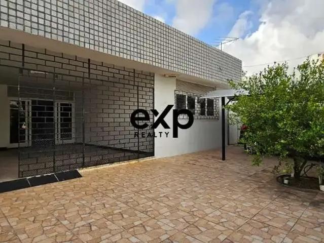 Casa / Sobrado para Venda em Natal/RN Lagoa Seca 4 Quartos