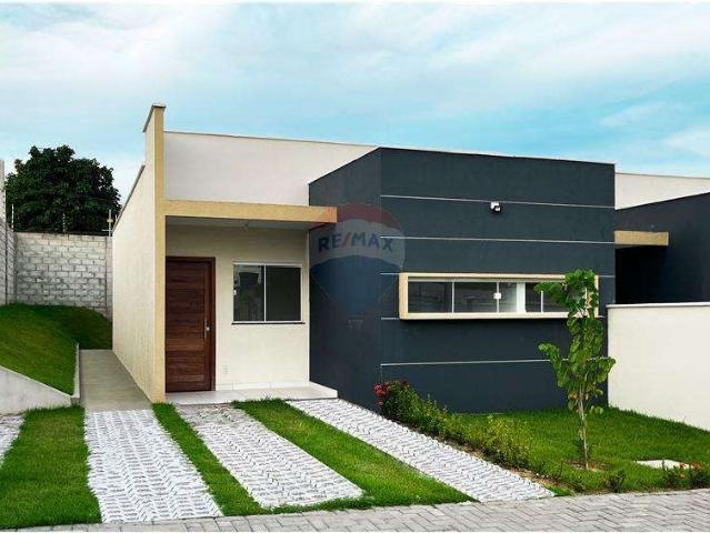 Casa / Sobrado para Venda em Natal/RN Pajuçara 3 Quartos
