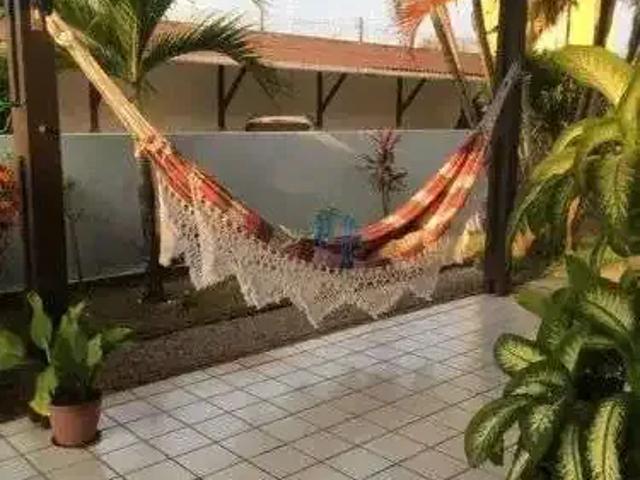 Casa / Sobrado para Venda em Natal/RN Pitimbu 3 Quartos