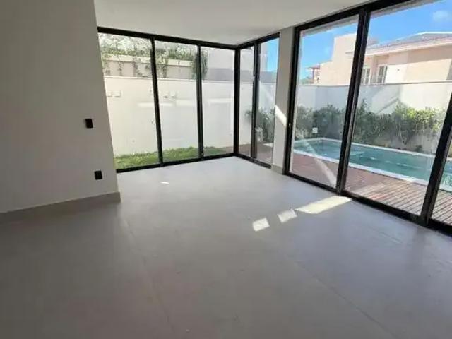 Casa / Sobrado para Venda em Natal/RN Pitimbu 4 Quartos