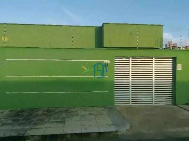 Casa / Sobrado para Venda em Natal/RN Pitimbu 5 Quartos