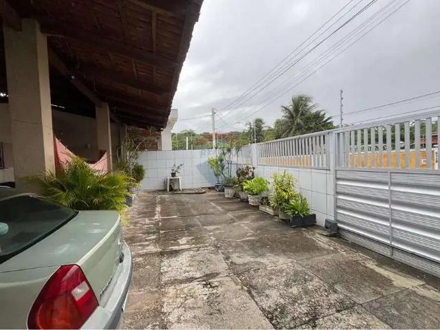Casa / Sobrado para Venda em Natal/RN Ponta Negra 3 Quartos