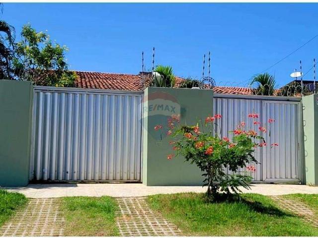 Casa / Sobrado para Venda em Natal/RN Ponta Negra 3 Quartos