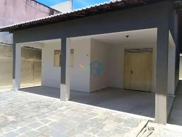 Casa / Sobrado para Venda em Natal/RN Ponta Negra 3 Quartos