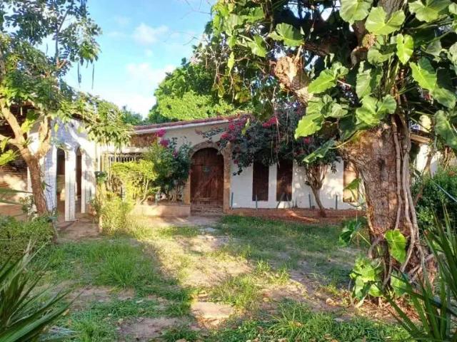 Casa / Sobrado para Venda em Natal/RN Ponta Negra 3 Quartos