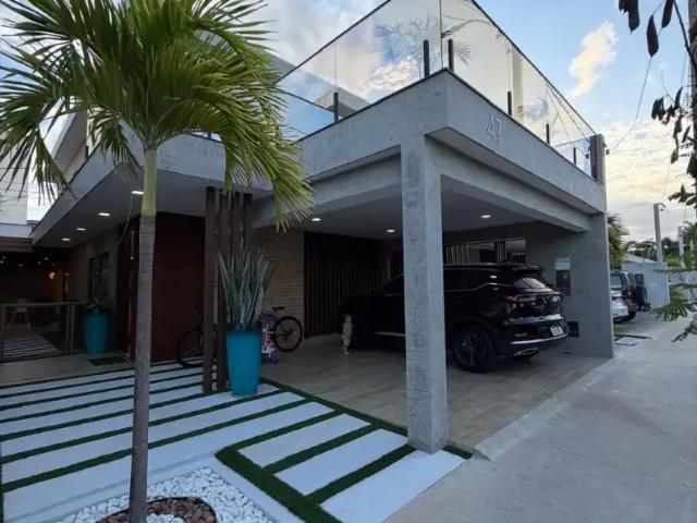 Casa / Sobrado para Venda em Natal/RN Ponta Negra 3 Quartos