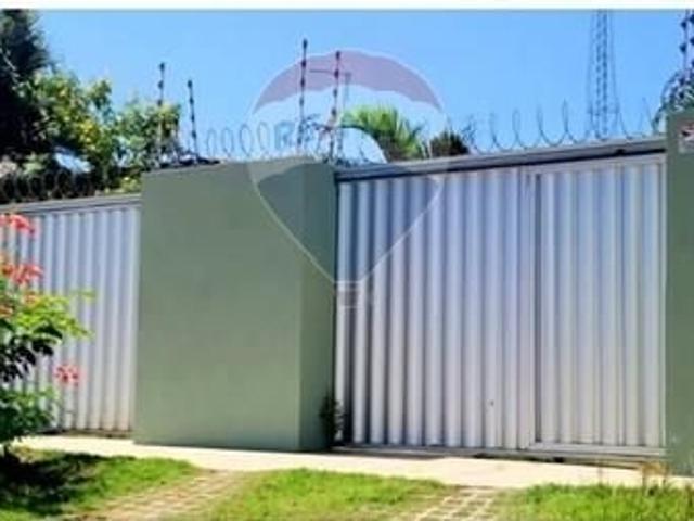 Casa / Sobrado para Venda em Natal/RN Ponta Negra 3 Quartos