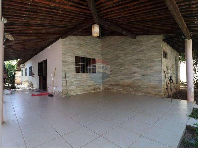 Casa / Sobrado para Venda em Natal/RN Ponta Negra 4 Quartos