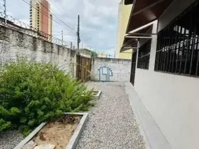 Casa / Sobrado para Venda em Natal/RN Ponta Negra 5 Quartos
