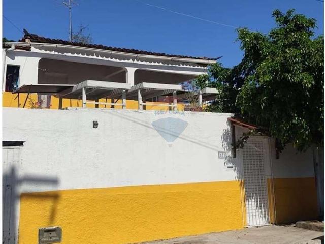 Casa / Sobrado para Venda em Natal/RN Ponta Negra 6 Quartos