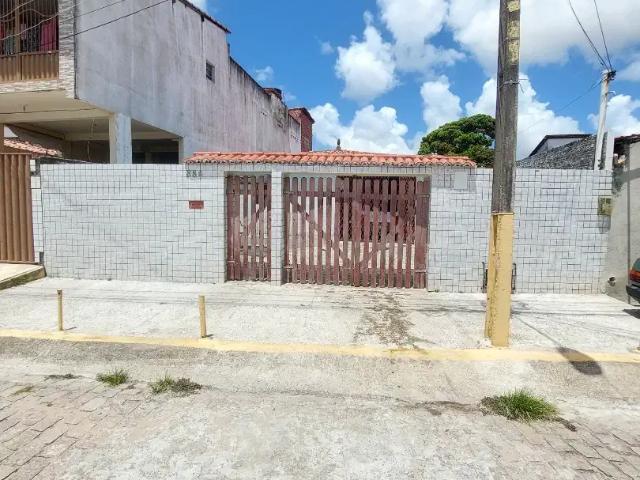 Casa / Sobrado para Venda em Natal/RN Potengi 3 Quartos