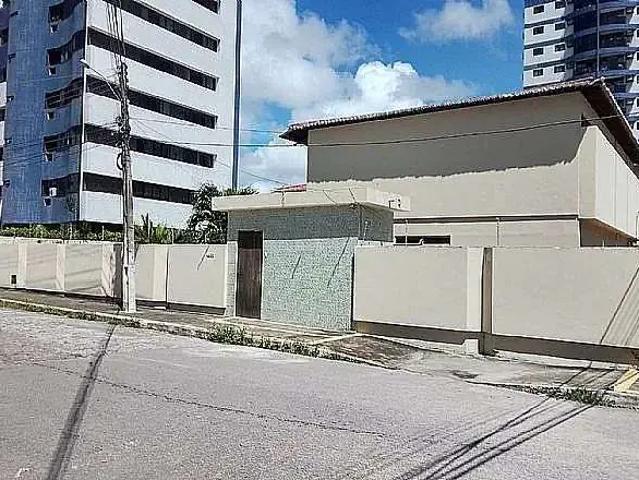 Casa / Sobrado para Venda em Natal/RN Tirol 4 Quartos
