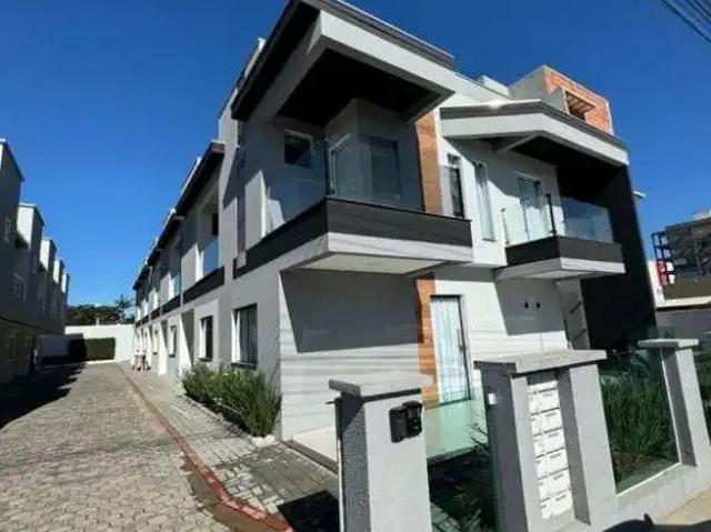 Casa / Sobrado para Venda em Navegantes/SC Centro 2 Quartos