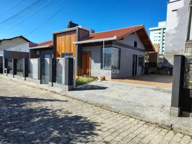 Casa / Sobrado para Venda em Navegantes/SC Centro 2 Quartos