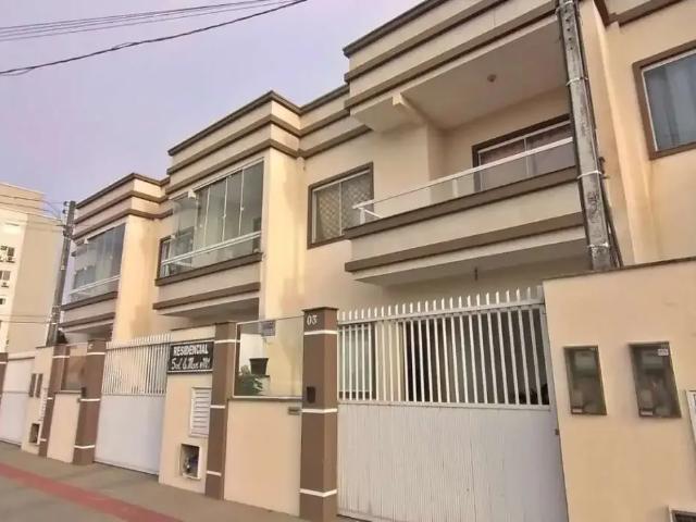 Casa / Sobrado para Venda em Navegantes/SC Centro 3 Quartos