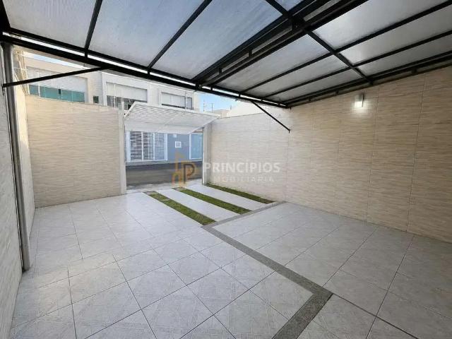 Casa / Sobrado para Venda em Navegantes/SC Centro 3 Quartos