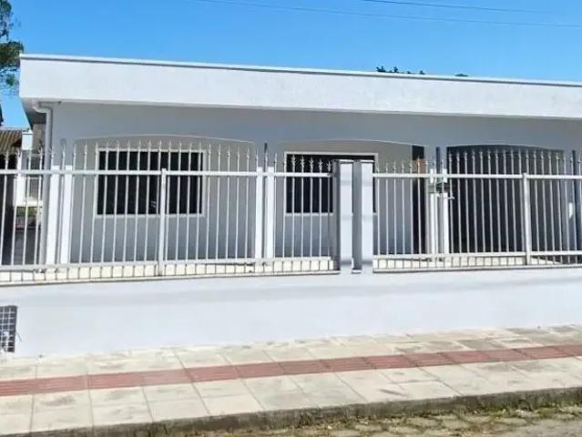 Casa / Sobrado para Venda em Navegantes/SC Centro 3 Quartos