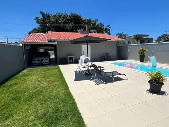 Casa / Sobrado para Venda em Navegantes/SC Centro 3 Quartos
